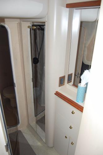 2000 Cruisers Yachts 3870 Express | Boat for Sale in New York | boatmax