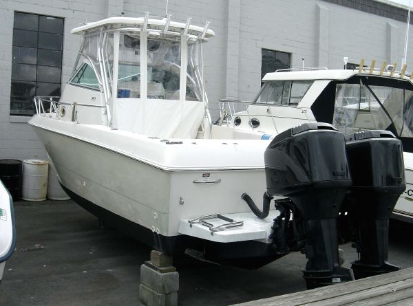 1997 Pro-Line 251 Walkaround | Boat for Sale in New York | boatmax